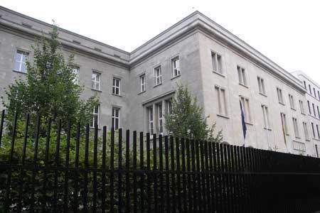 Nazi architecture in Berlin. A guide to 40 still existing Third Reich ...