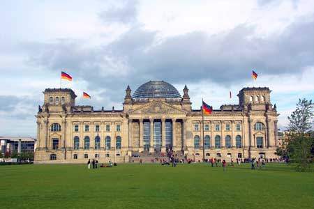 Sightseeing Berlin. A free travel guide to Berlin's top attractions
